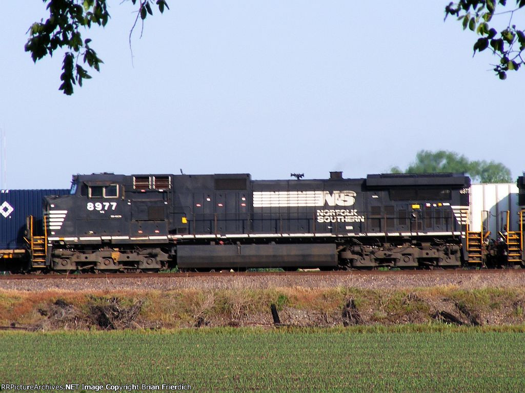 NS 8977